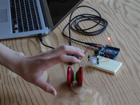 Ingatan Surya Build A Motion Sensing Alarm With A Pir Sensor And An Arduino Microcontroller