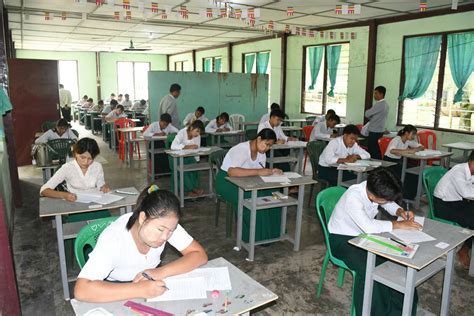 ရခိုင်ပြည်နယ် မောင်တောမြို့၌ စစ်ကိုင်း B Ed ၊ ရန်ကုန် နှင့် စစ်ကိုင်းစ