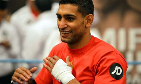 Amir Khan Praises Julio Diaz For Showing The Bottle To Fight Him In