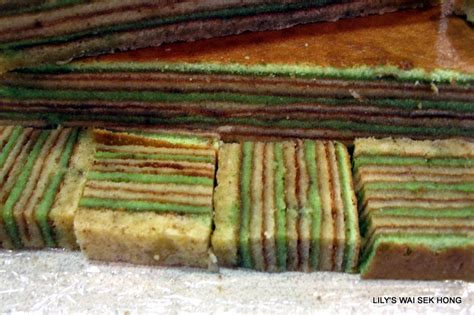 Lily S Wai Sek Hong Kuih Pandan Lapis Batavia