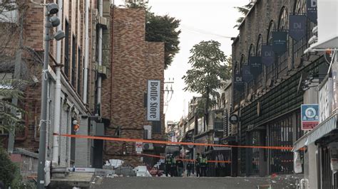Güney Kore de Cadılar Bayramı kutlamalarındaki izdihamda ölenler