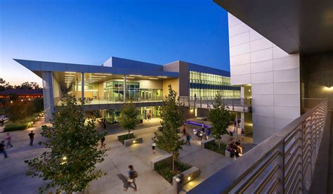 Santiago Canyon College Vnis Education
