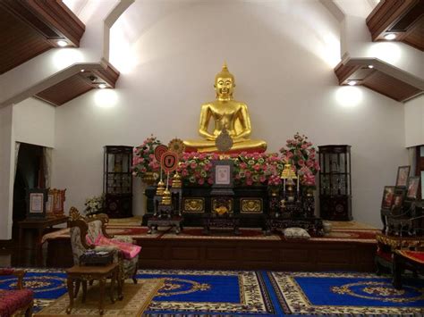 เตรียมงานทำบุญวันคล้ายวันเกิด พระภาวนาวิริยคุณ วิ ผู้อำนวยการศูนย์ปฏิบัติวิปัสสนากรรมฐาน ในวัน