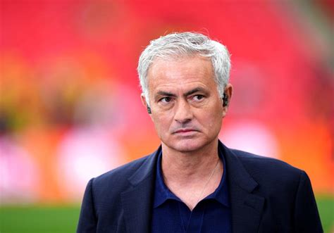 Jose Mourinho Sent Off For Furious Reaction To Penalty Appeal Against