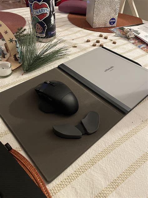 pretty niche but the inside of this case works as a great mousepad and