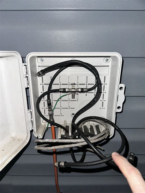 Just Bought A New House And Only Able To Connect My Router And Modem To