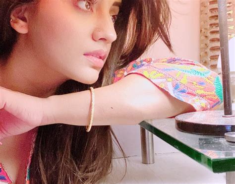 Bhojpuri Actor Akshara Singhs Stunning Photos Are Winning The Internet