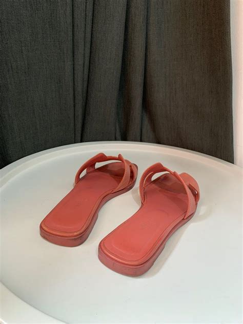 Hermes Oran Women S Fashion Footwear Flats Sandals On Carousell