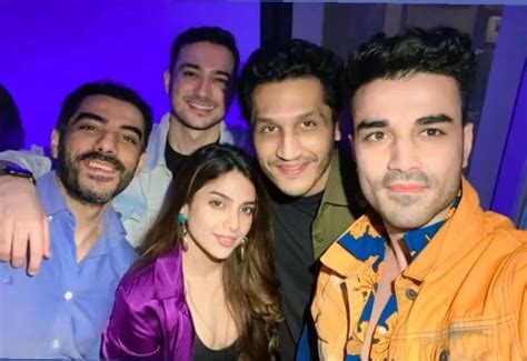 Celebrities Spotted At Rasikh Ismails Birthday Reviewitpk