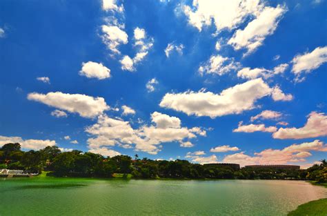 Trinta por cento das obras de saneamento na Lagoa da Pampulha estão