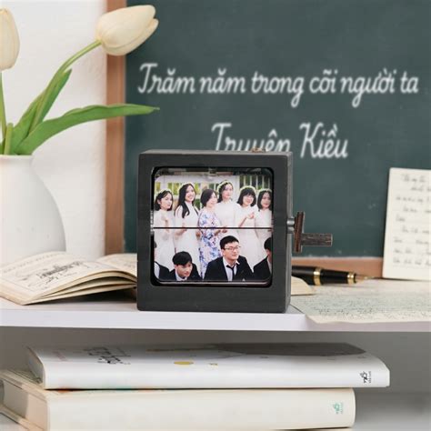 Hộp Quay ảnh Kỷ Niệm Flip Photo Box Tích Hợp đèn Led In Hình ảnh