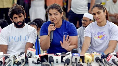 वसुंधरा को लेकर क्या बीजेपी ने अब रुख़ बदल लिया है प्रेस रिव्यू Bbc