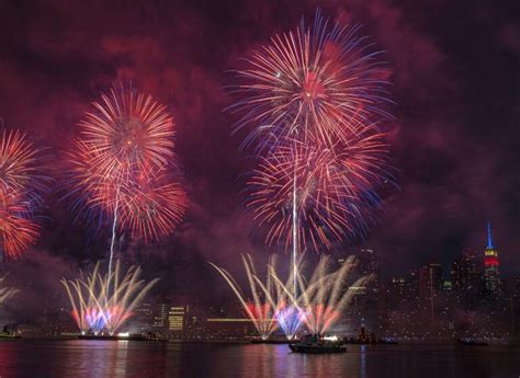 Where To Watch The 4th Of July Fireworks In New York City Our Guide