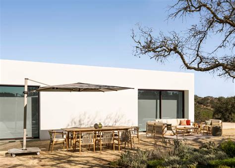 Noa Teak Garden Table By Jardinico Design Enrique Martí