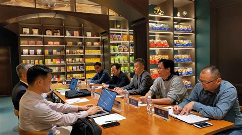清华大学国际与地区研究院杨光院长一行访问中东研究所