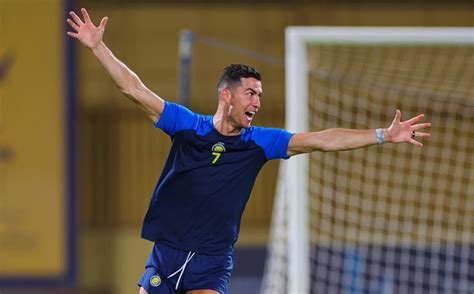 Jornal Correio Quem são os jogadores de futebol mais bem pagos do