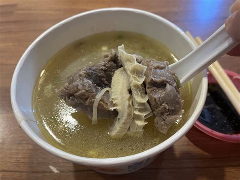 食記 北新橋牛雜湯 澎湖馬公 軟嫩牛雜配炸餡餅 Ptt評價