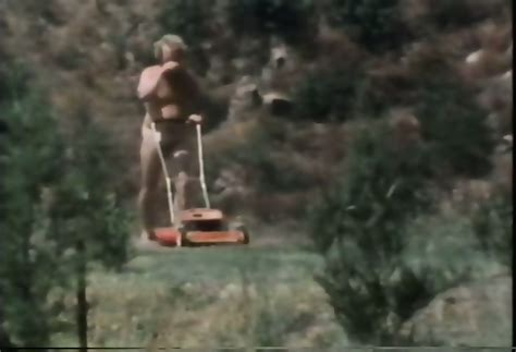 1975 Sandstone Eporner