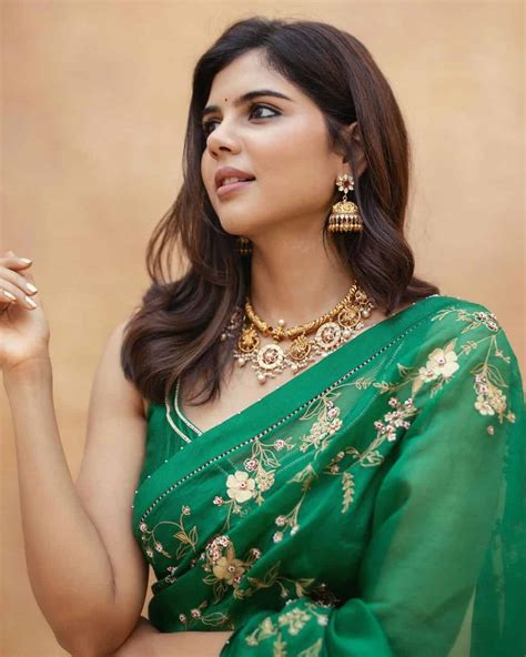 Hey Kalyani Priyadarshan Strut In Style