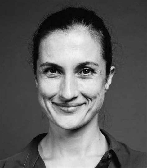Julia C German Voiceover Artist