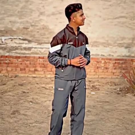 Vansh Wadhwa Vanshwadhwaofficial • Threads Say More