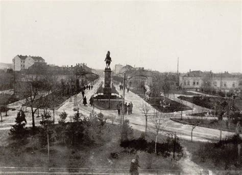 Слике 1940 година Трг краља Александра поглед према железничкој станици Фото Историјски