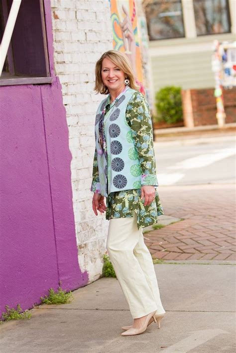 Designers Create Garments For Amy Butler Trunk Show Threads