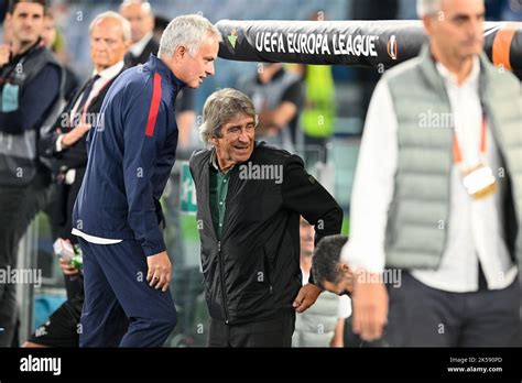 Rome Italy 6 October 2022 Roma Trainer Jose Mourinho And Manuel