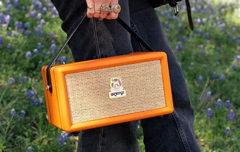 Bluetooth hangszórókat villantott az Orange Amps HWSW
