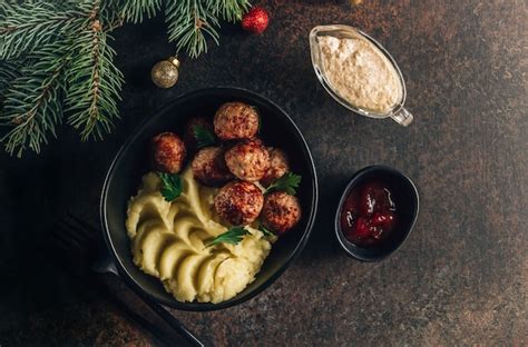 Premium Photo Swedish Meatballs With Mashed Potatoes And Lingonberry Jam