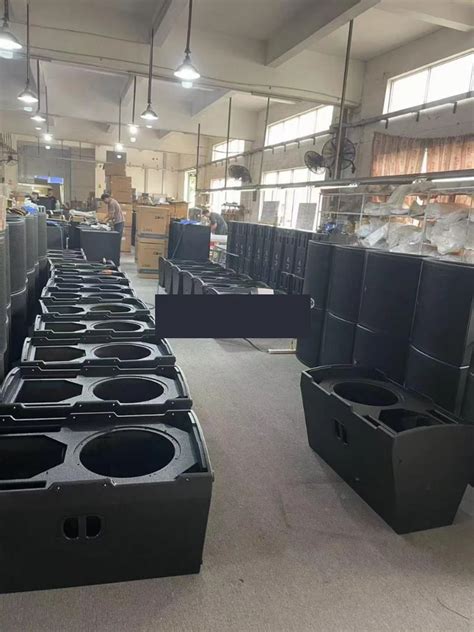 Professional Double 8 Inch Line Array Powered Speaker 18 Inch Subwoofer