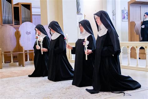 Benedictine Nuns In France