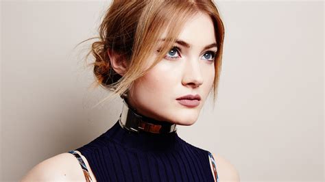 Скачать обои взгляд поза макияж актриса Hair Skyler Samuels
