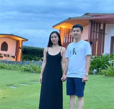 Chồng Cũ Nhật Kim Anh đưa Con Trai đi Du Lịch Hè Cùng Bạn Gái Mới Diện