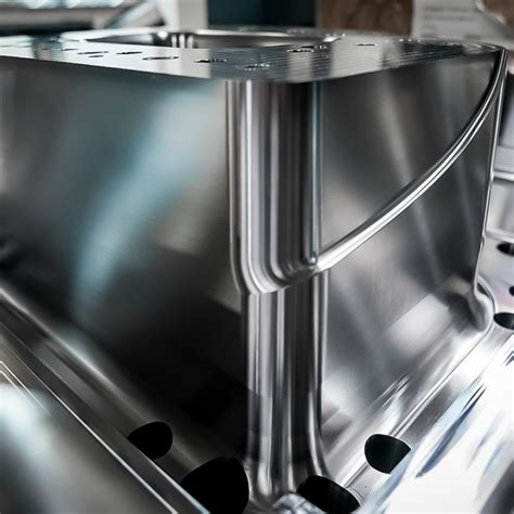 Dmu 210 Gallery 5 Precision Mold And Machining Services