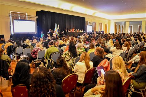 Respaldo A Cristina Kirchner Y Reclamo De Igualdad En El Cierre Del