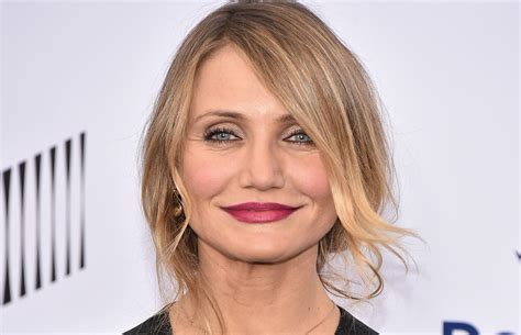 Cameron Diaz Looks Fresh Faced On Her New Book Cover Cameron Diaz