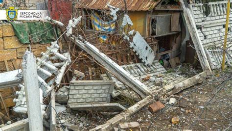 Росіяни обстріляли центр Херсона і мікрорайон Острів Новости Section