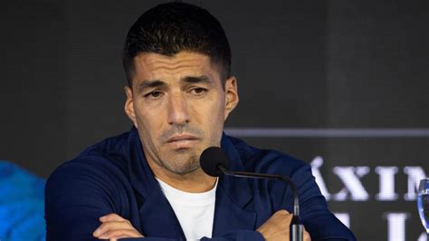 Suarez Resigns From Uruguays National Team In Tears Sports Of The Day