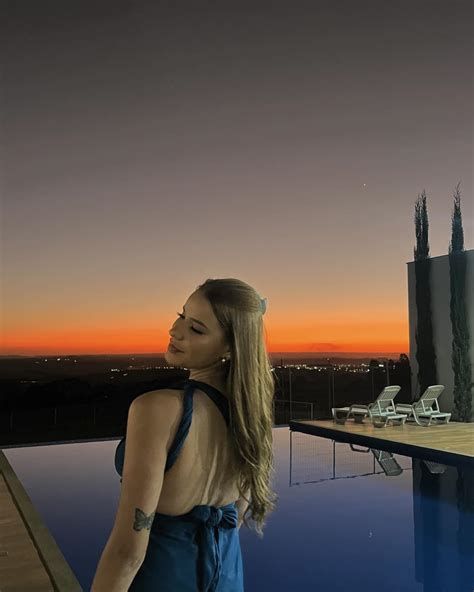 Isabella Lisboa Icnlisboa • Instagram Photos And Videos