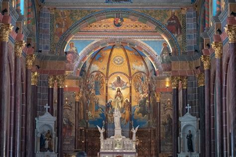 Iglesia De San Miguel Arcángel Presencia Y Devoción