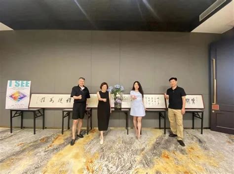 传统与潮流的完美融合：i See艺术展在沪拉开帷幕 美术新闻 神彩堂网