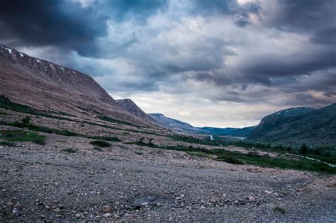 Tablelands Trail Gros Morne 뉴펀들랜드 0명에 대한 스톡 사진 및 기타 이미지 0명 거친 건조 기후