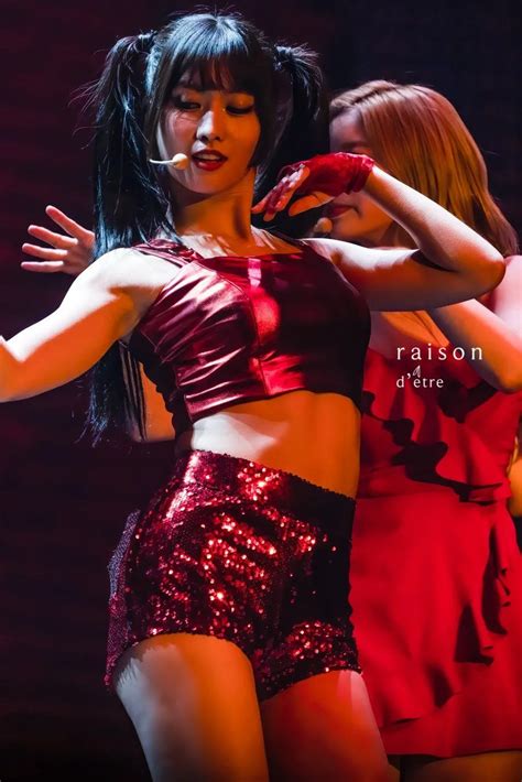 190713 Twicelights In Singapore Momo Kpopping