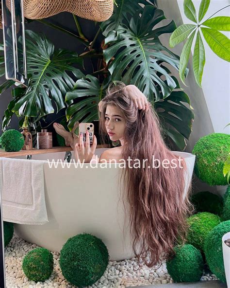 Danataranova Photos To Attract Attention I Remind You I Do Not Have Any Nude Photos If