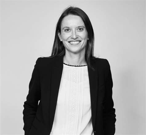 Nathalie Bourdeau Avocate En Droit Des Sociétés Et Droit Commercial à Nantes