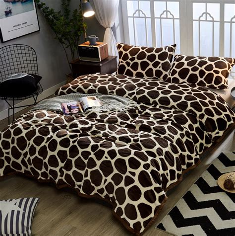 ผ้าห่มนาโนเกรดพีเมียม ขนาด150200cm 5 ฟุต พร้อมส่ง Qqloveshop Thaipick