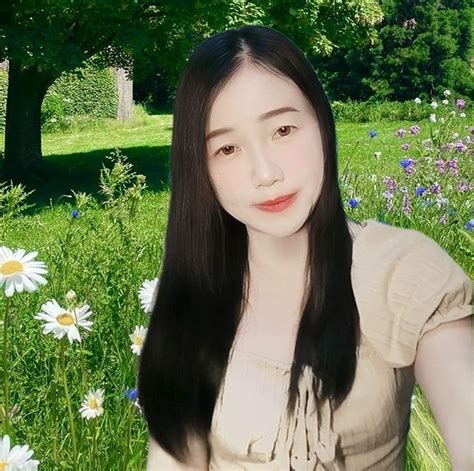 เนาวรัตน์ ใบเนียมหูเสือ ช่วยแก้หวัด แก้ไอ บำรุงปอด ช่วยย่อยอาหาร และมีฤทธิ์ต้านอนุมูลอิสระ แก้