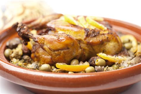 Tajine De Poulet Au Citron Confit Et Olives
