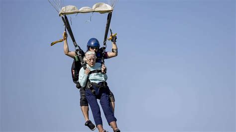 104 Year Old Sets Skydiving World Record She Dies Just One Week Later